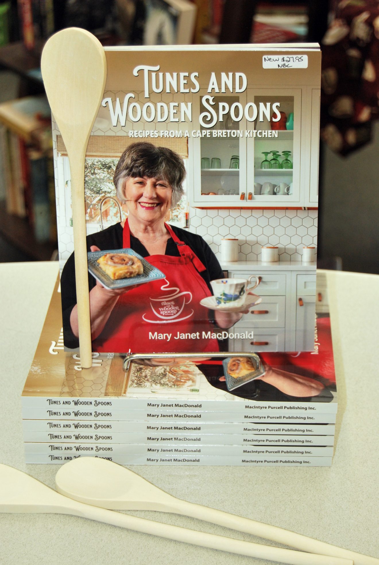 Our Staff Reads ‘The Spoon Stealer’ by Lesley Crewe – Dartmouth Book ...